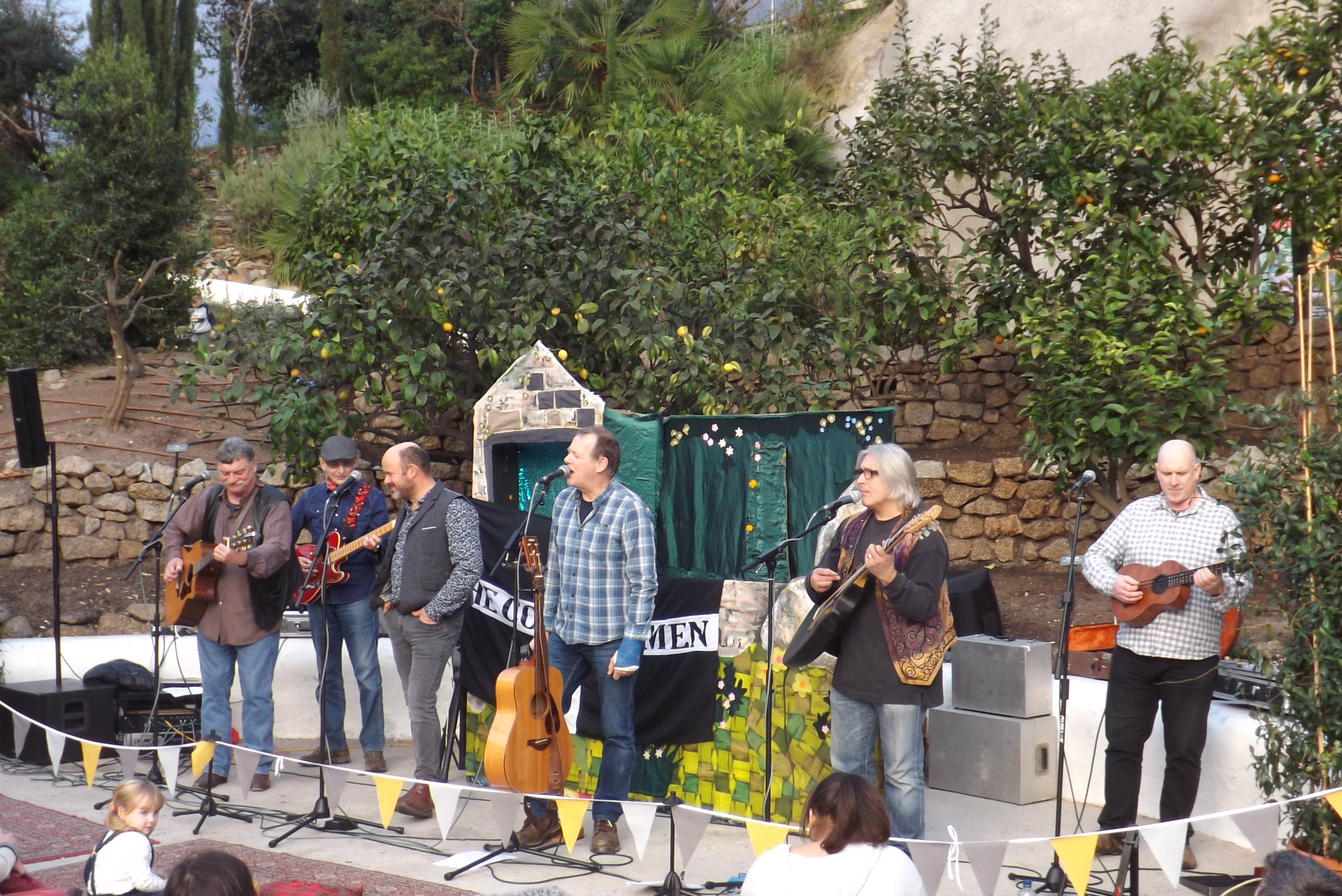 The Pics – The Countrymen